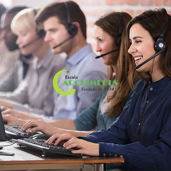 FORMAÇÃO DE OPERADORES E TELEMARKETING - Escola Arquimedes
